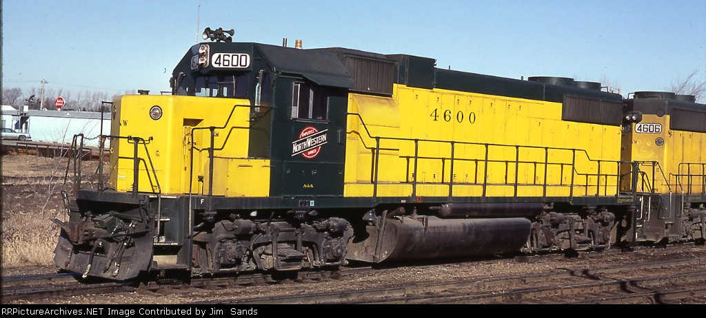 CNW 4600 Minn MN New Praque MN 1981